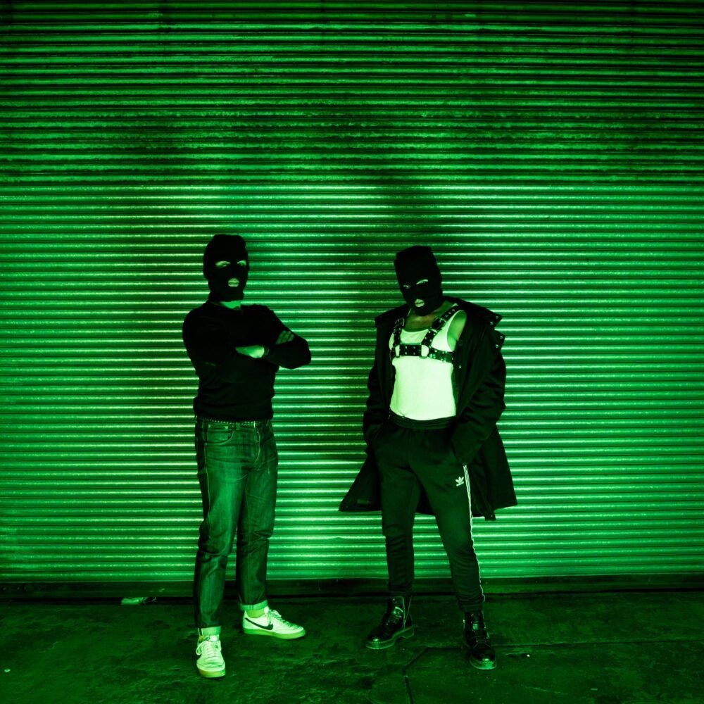 IhouseU.com | Midnight Pool Party – ‘BANG BANG’