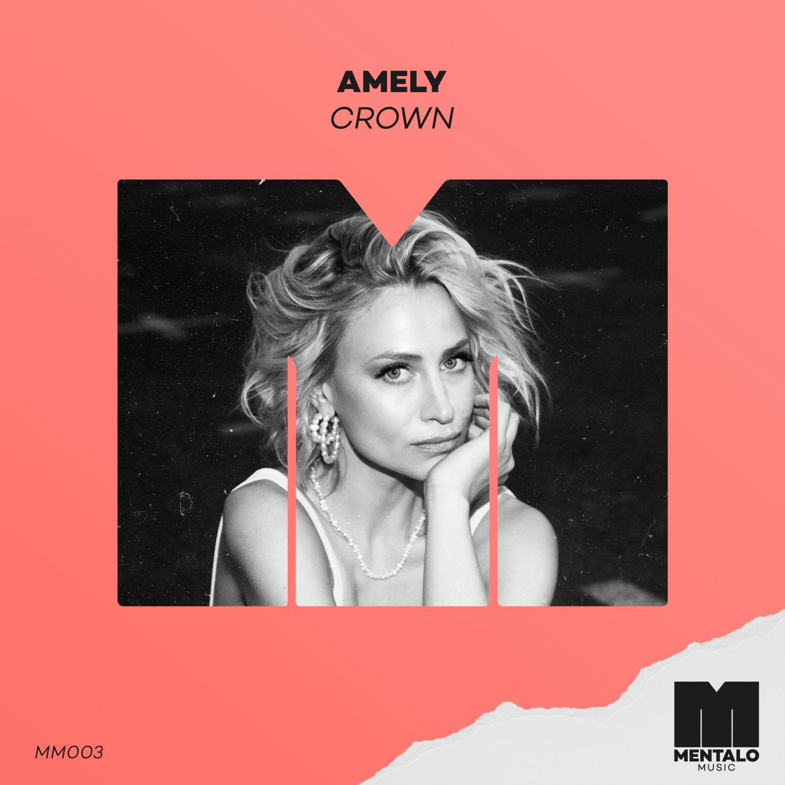 IhouseU.com | Amely presents her ‘Crown’