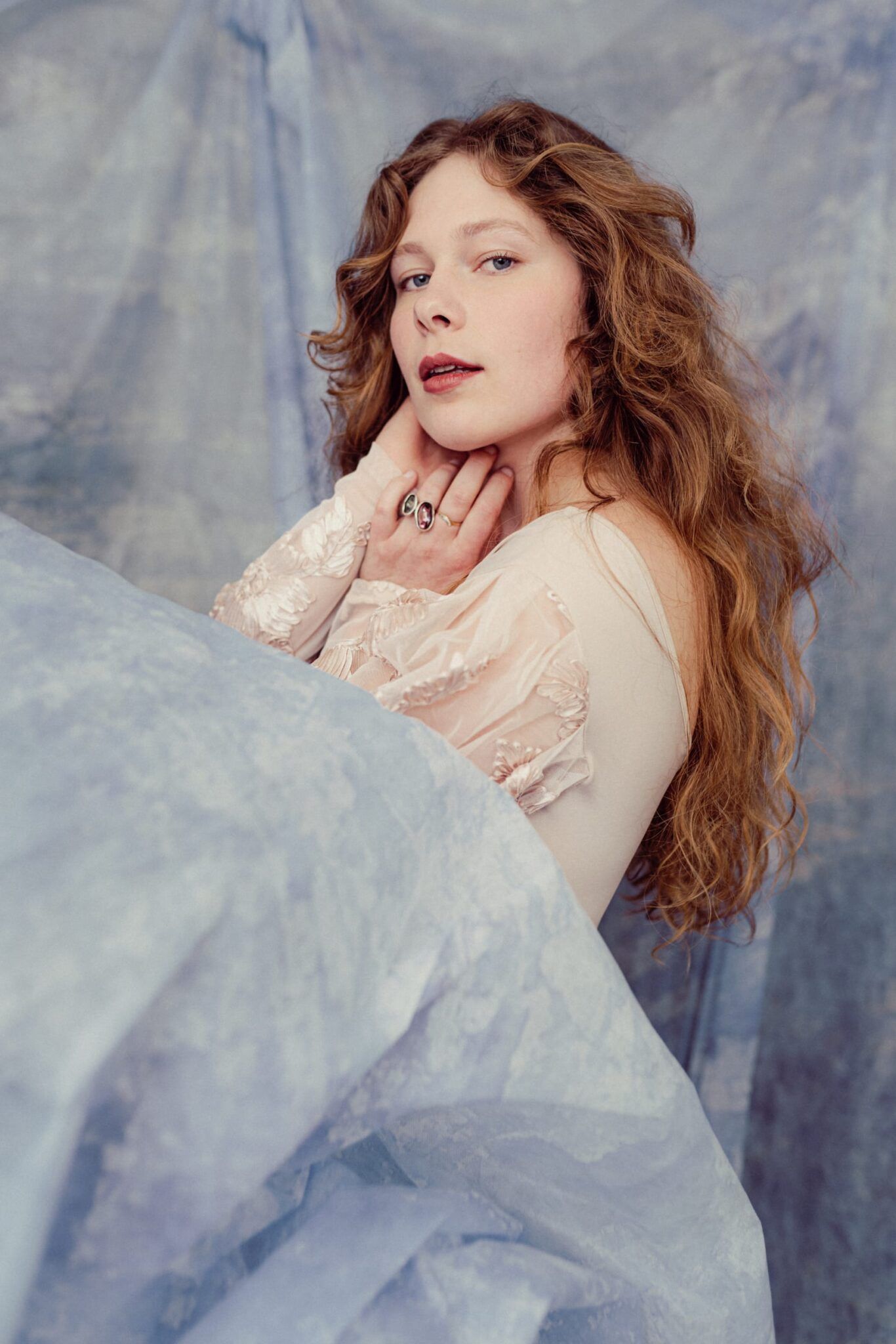 IhouseU.com | Nana M. Rose releases new track ‘Love Me Like I Love You’